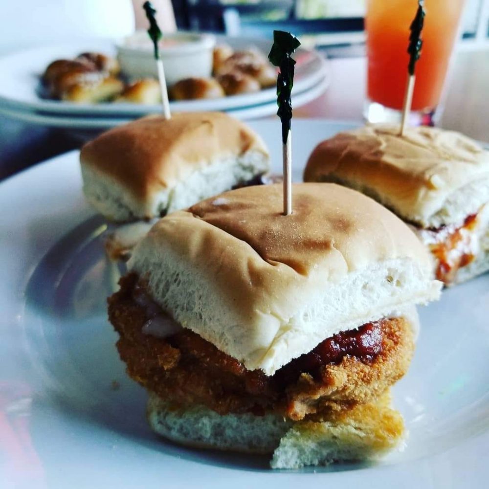 92 Drinks + Eats – Neighborhood Bar & Restaurant in North Scottsdale ...